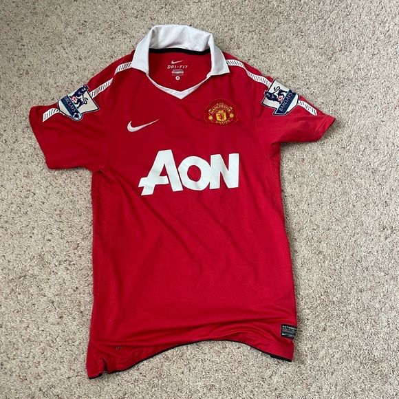 Nike | Shirts | Nike Vintage Manchester United Kit | Poshmark